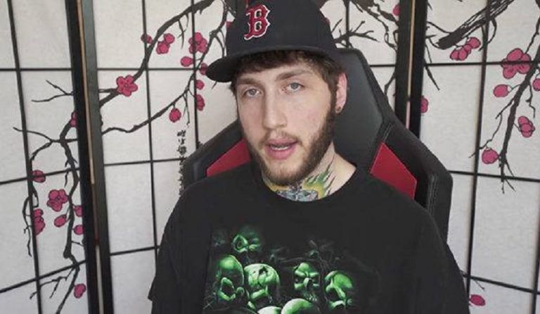 Faze Banks Net worth, Height, Girlfriend, Family, Home, Wiki, Bio ...