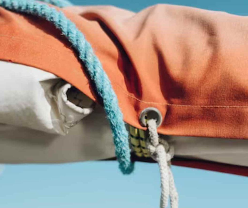 What is the Best Type of Rope to Use for a Flagpole?