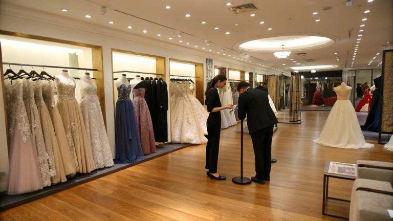 How to Start a Formal Dress Shop - Talkcitee.com